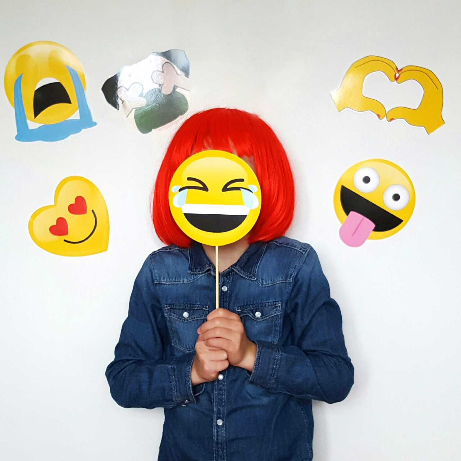 Emoji photo booth props - Little Lulubel
